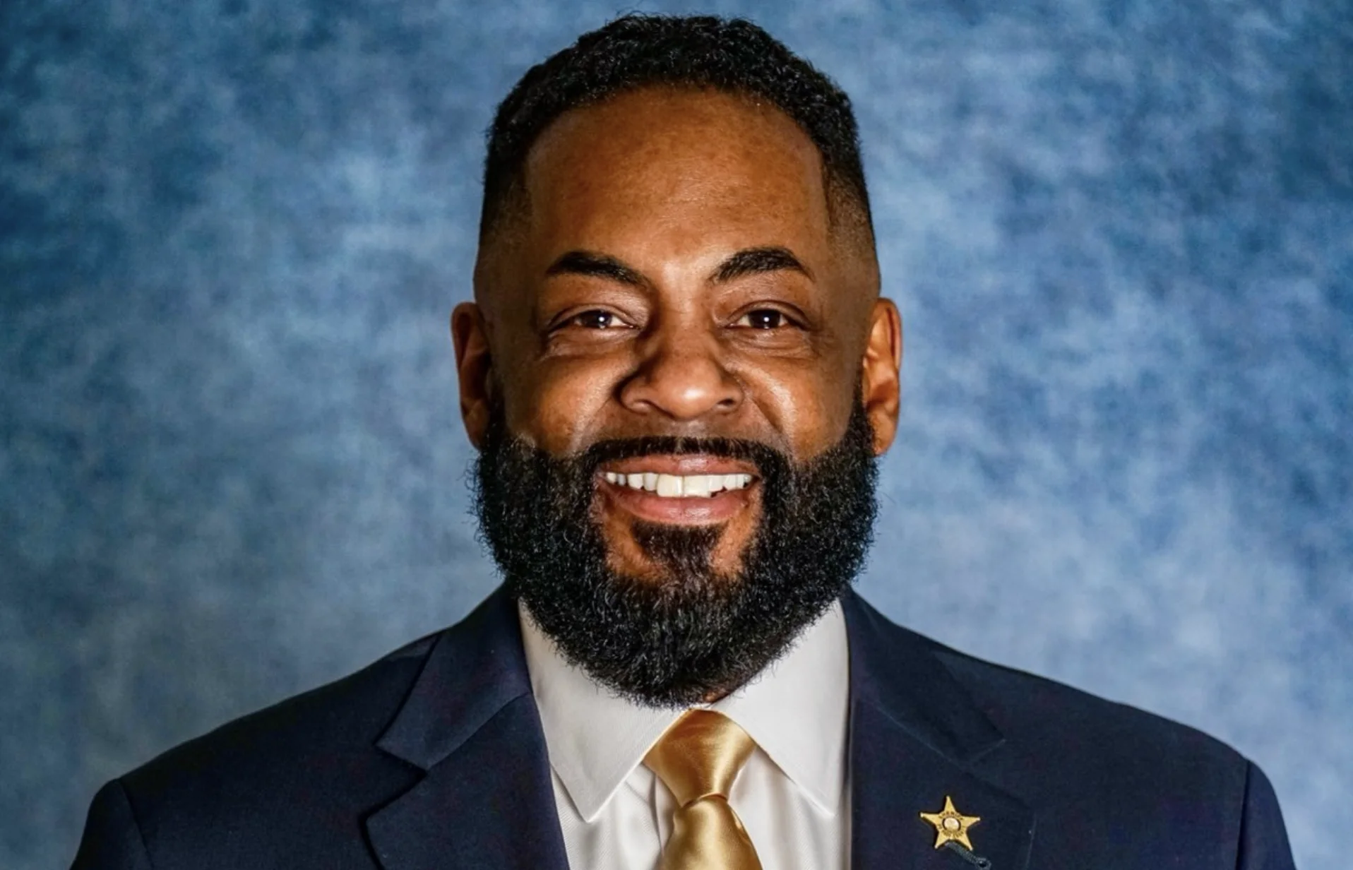 Report: DuPage Sheriff Candidate Eddie Moore sparked New Year’s Eve bar ...