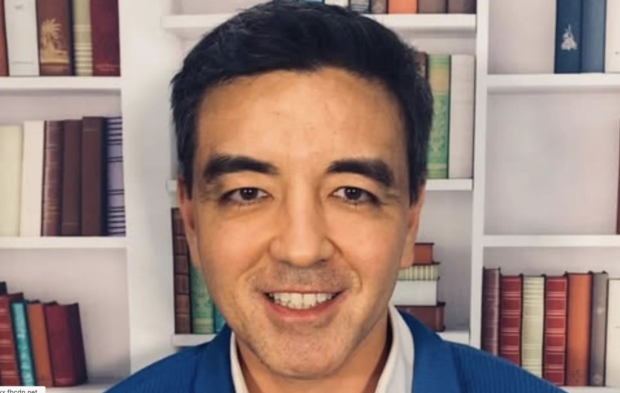 Public records show Naperville Councilman Ian Holzhauer claims two ...